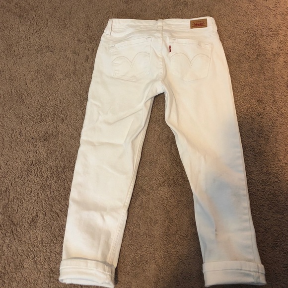 Levi's | Jeans | White Levi Capri Jeans | Poshmark